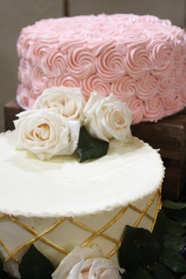 Wedding Cake Ideas to Save Money - Forget Him Knot